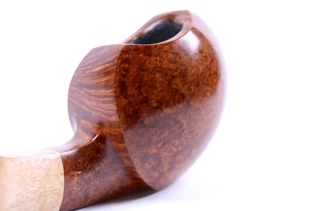 Atsunori Sugiyama`s Maple Blowfish pipe is now available. - Tobacco ...