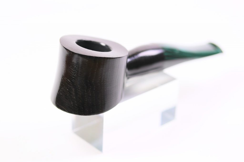 Trever Shane Talbert: MORTA DREAM - Tobacco Pipes Japan